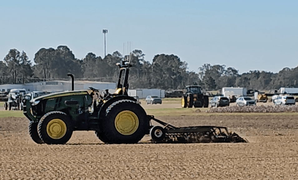 Autonomous tractors: A giant leap in agricultural technology | Moultrie Observer