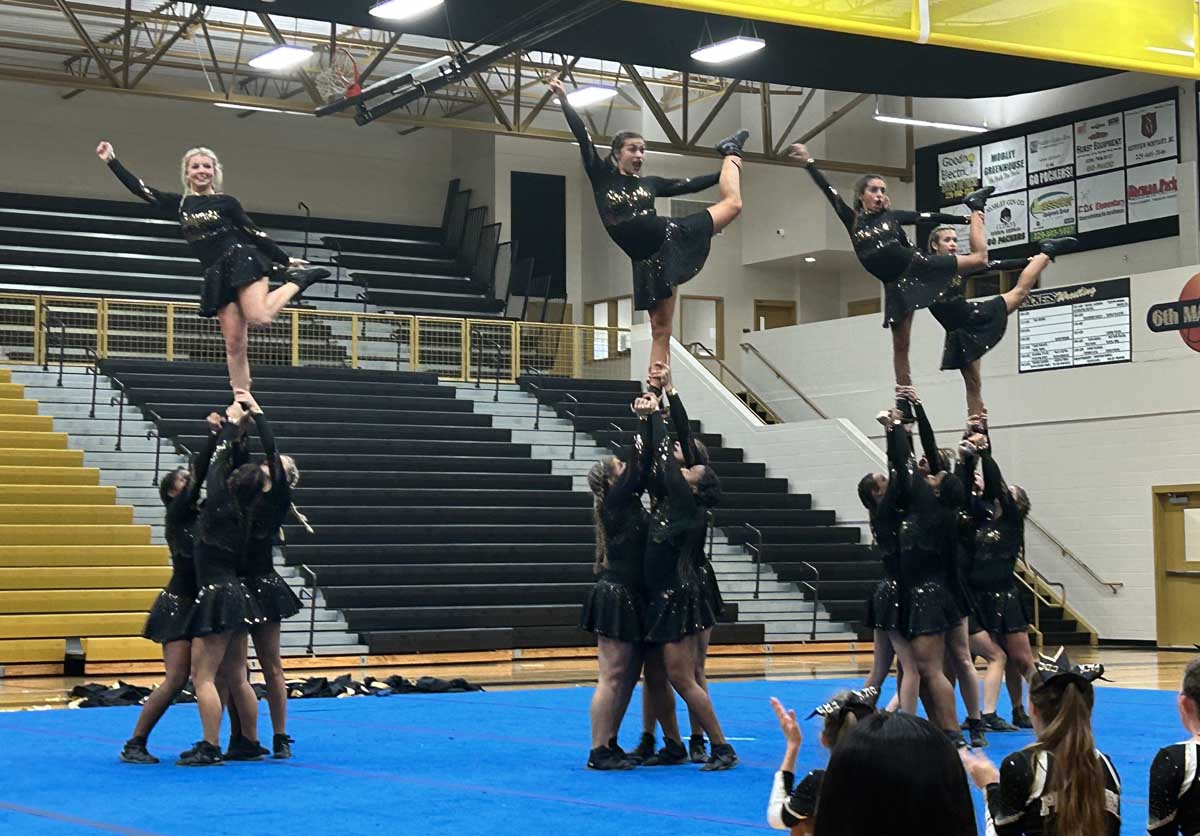 Colquitt County Lady Packer competition cheerleaders host showcase ...