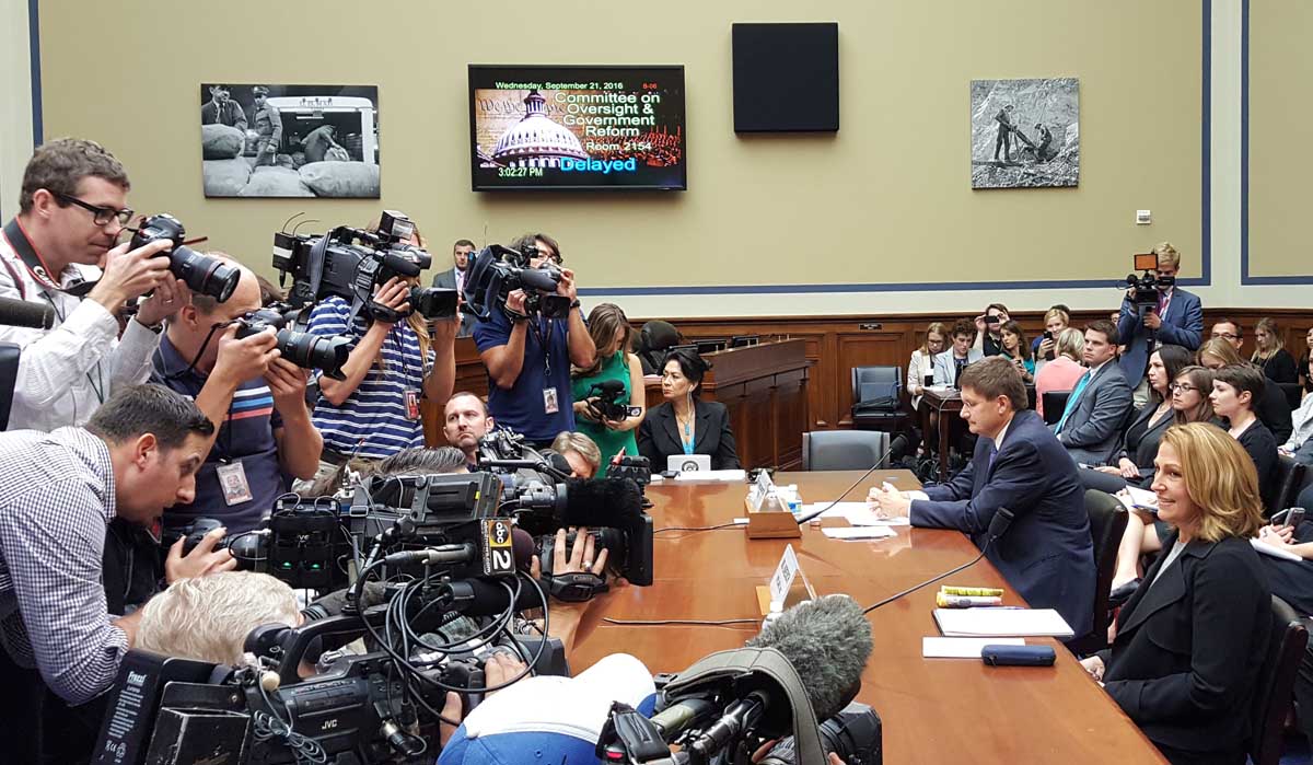 Mylan CEO takes lumps before Congress on EpiPen price | Moultrie Observer