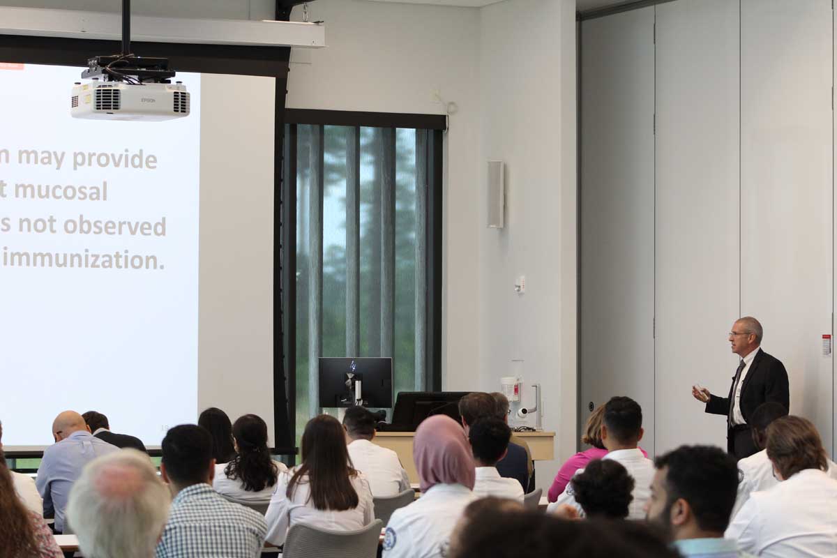 Medical students present their discoveries at PCOM South Georgia ...