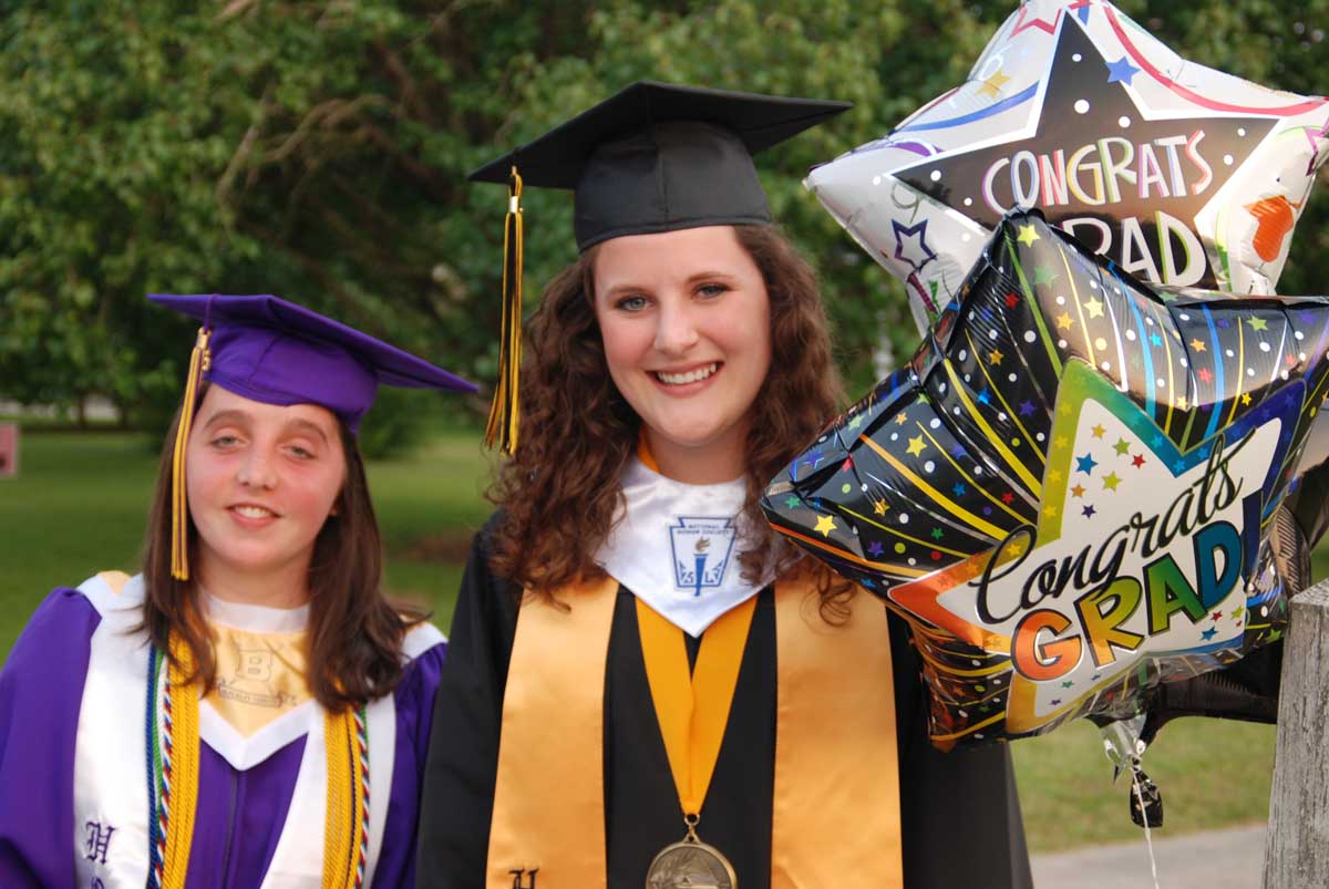One family, two valedictorians | Moultrie Observer