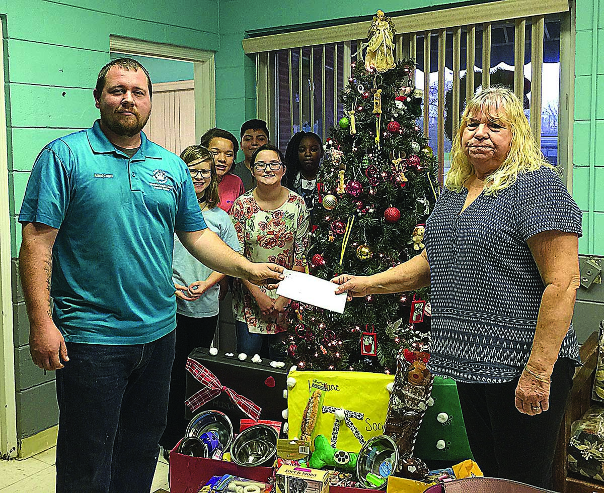 Students donate to Humane Society - Moultrie Observer | Moultrie Observer