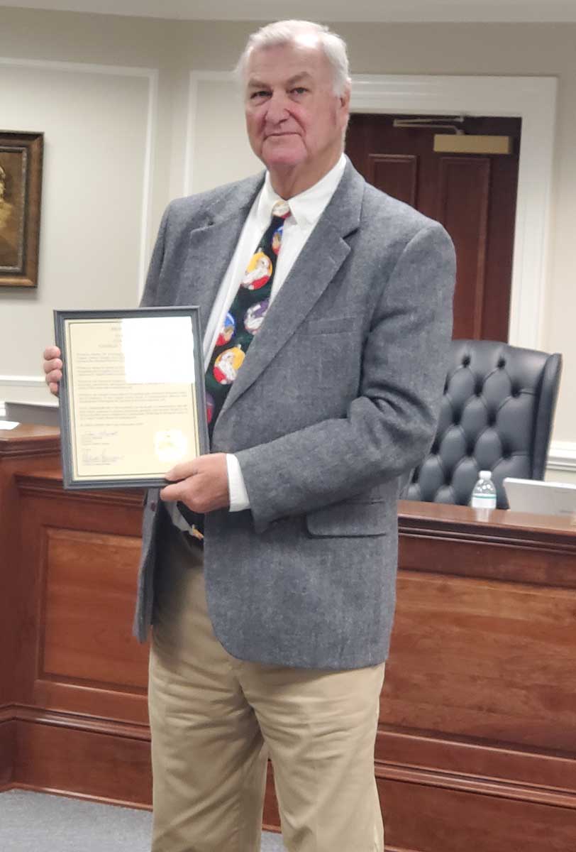 County commission honors outgoing commissioner - Moultrie Observer ...